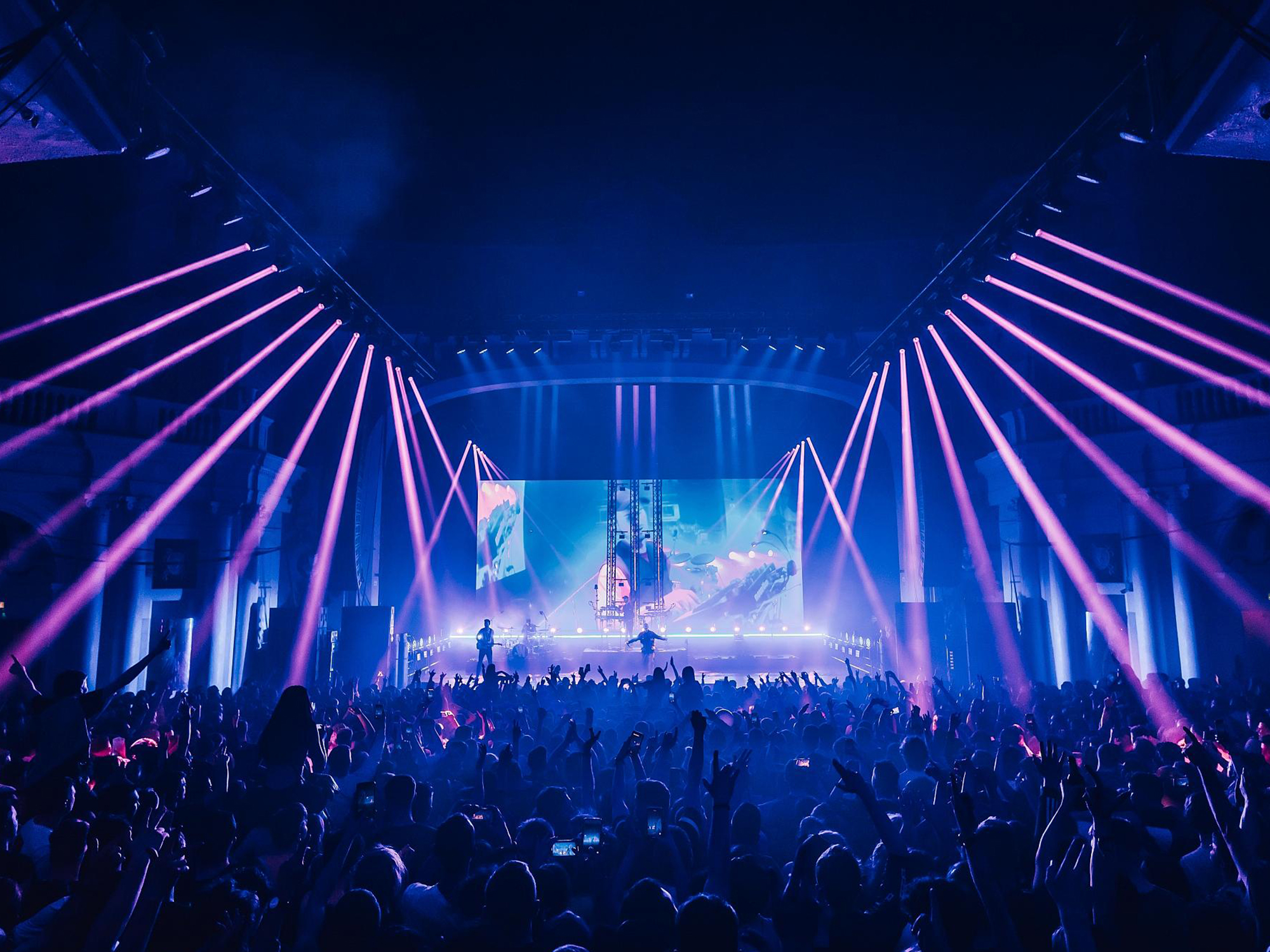 Wysiwyg - The Flying Lampie | Lighting Programmer